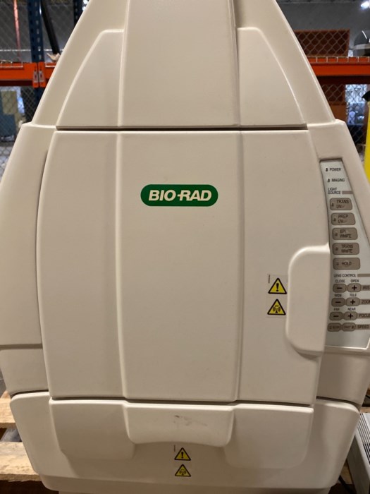 (1) Bio-Rad Universal Hood II Molecular Imager for sale