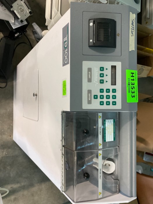 (1) CS Medical TD 100 Tee Probe Disinfector for sale