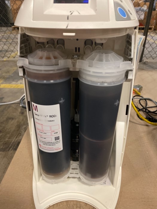 (1) Millipore RiOs-DI 3 ZRDS0P300 Water Purification System for sale