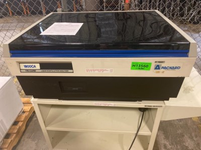 (1) Packard Tri-Carb Liquid Scintillation Analyzer 1900CA for sale