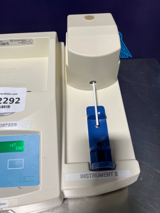 (2) ADVANCED INSTRUMENTS MODEL 3320 OSOMETERS (powers on) for sale