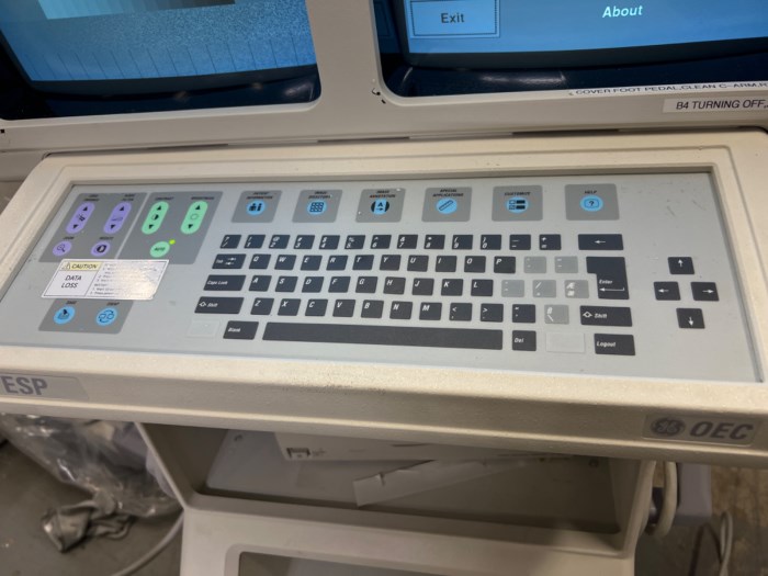 2001 GE 9800 C-arm with printer for sale