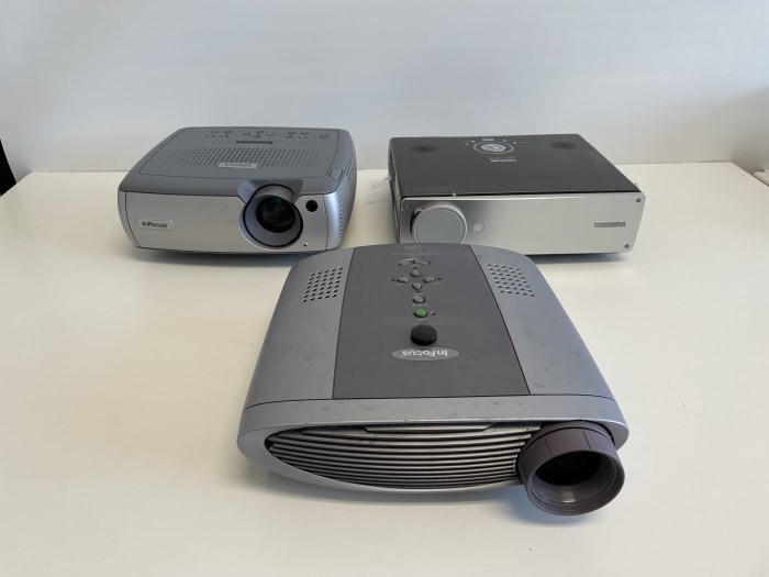 22 Units - Hitachi, NEC, Epson, & more Projectors for sale