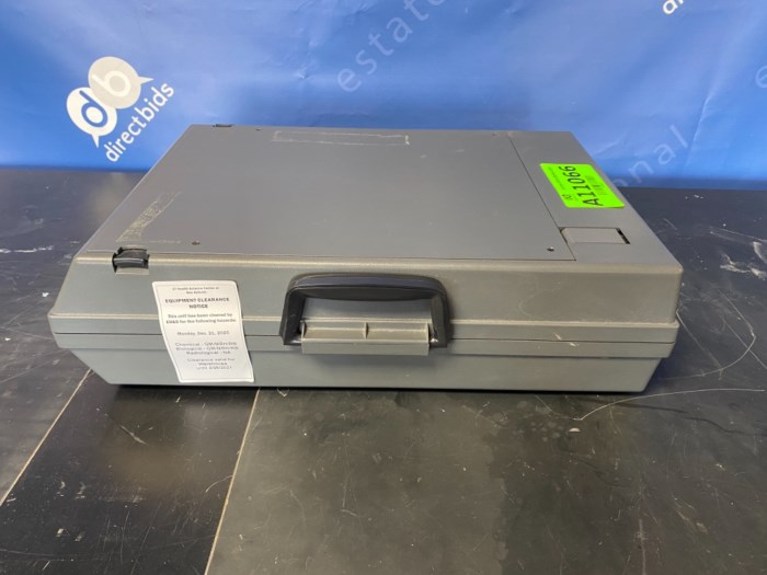3M 2000 Overhead Projector (B3-3.052) for sale
