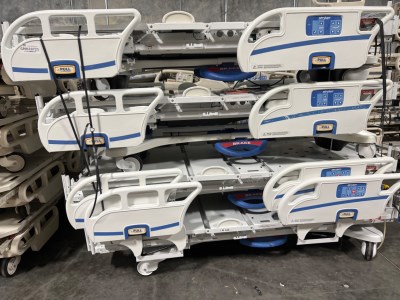 (4) Stryker Medsurge S3 Patient Beds for sale
