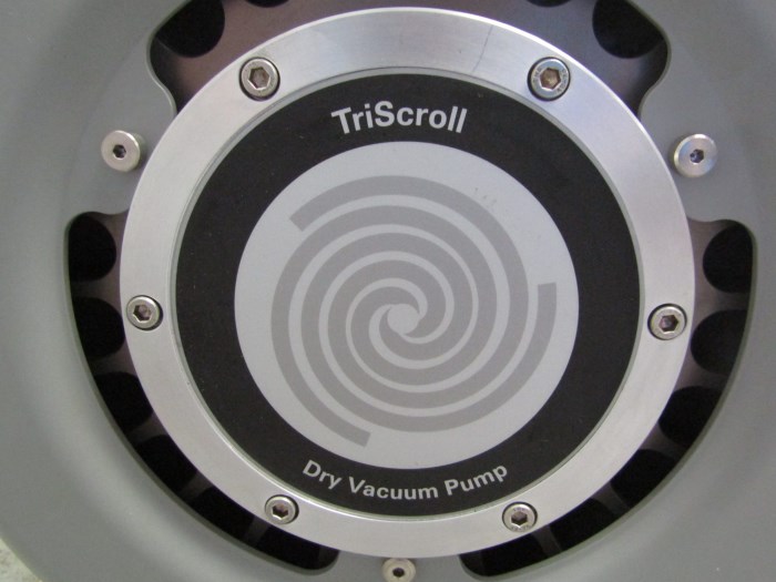 Agilent TriScroll Dry Scroll Vacuum Pumps EXPPTS06003 for sale