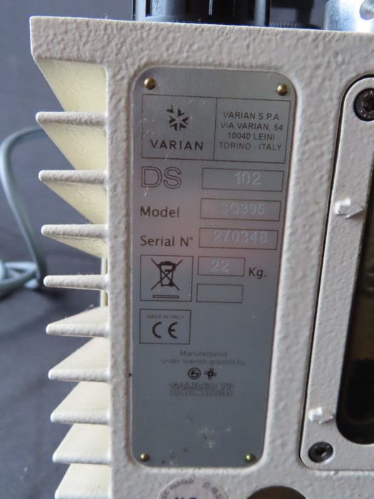 Agilent Varian DS-102 Rotary Vane Vacuum Pump for sale