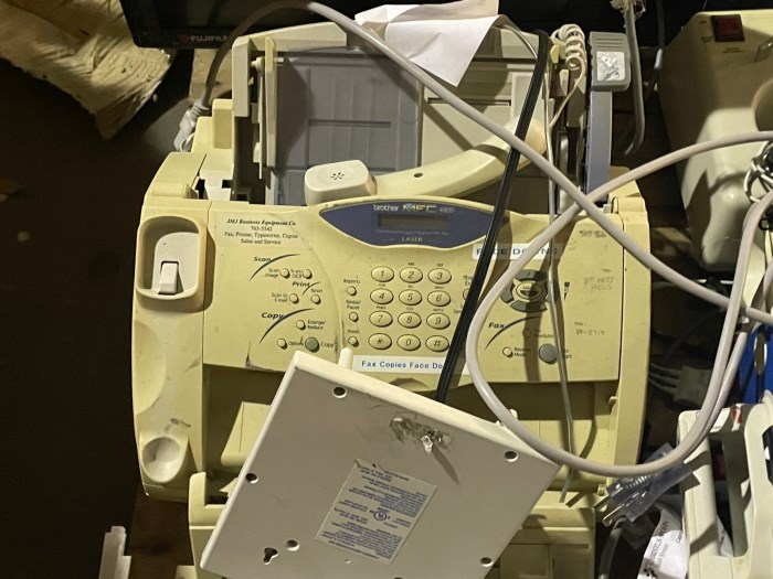 Assorted Damaged Medical & Electronic Equipment (Lot of 2 Pallets) for sale