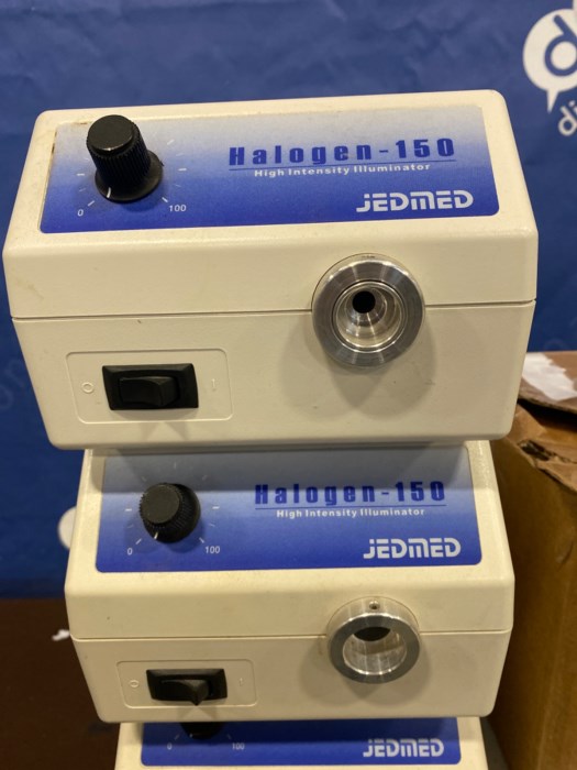Assorted JEDMED System including 5 Fiberoptic Light Source + 4 Halogen 150 High Intensity ...