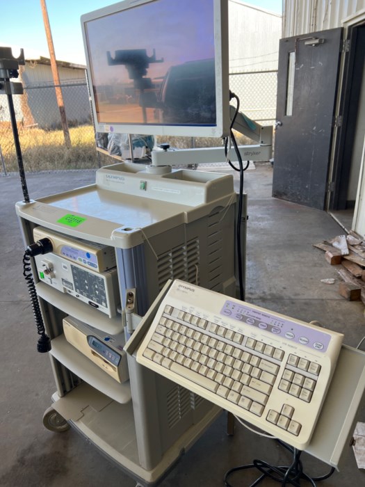 OLYMPUS WM-30 WORKSTATION With OLYMPUS OEV262H MONITOR,OLYMPUS EVIS ...