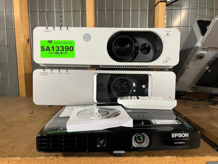 Assorted Overhead Projectors (5) for sale