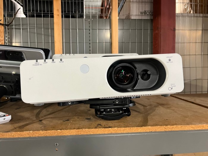 Assorted Overhead Projectors (5) for sale