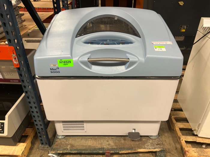 Barnstead Lab-Line MaxQ 5000 Incubator Shaker for sale