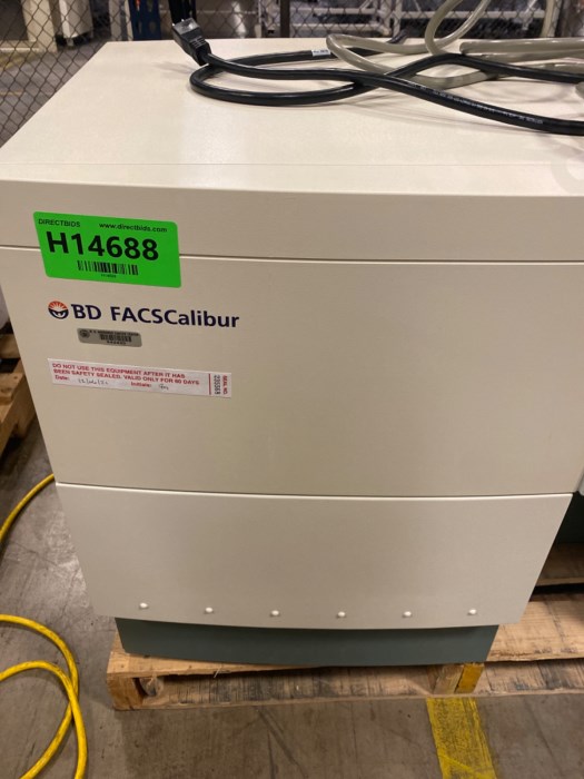 BD FACSCalibur Flow Cytometer for sale