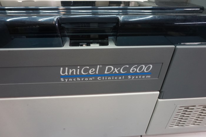 Beckman Coulter Unicel DXC 600 for sale