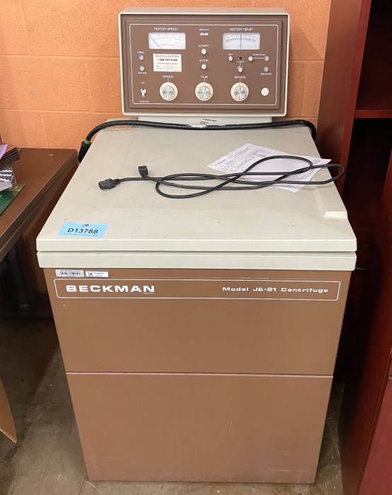 Beckman J2-21 for sale