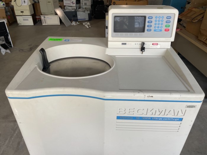 Beckman Optima XL-100K Ultracentrifuge for sale
