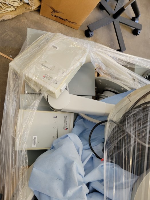 BERCHTOLD D540 SURGICAL LIGHTS - TRIPLE HEAD for sale