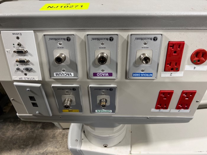 Berchtold teletom Chromophare D660 Surgical Light System for sale