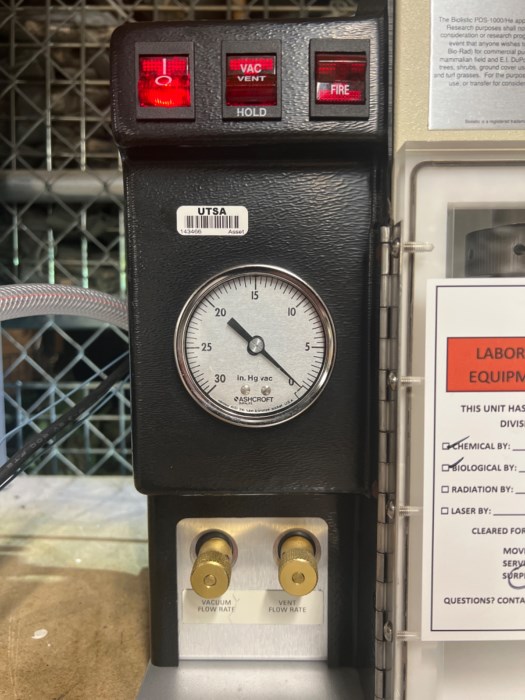 Bio-Rad Model: PDS-1000/HE Biolistic Particle Delivery System a for sale