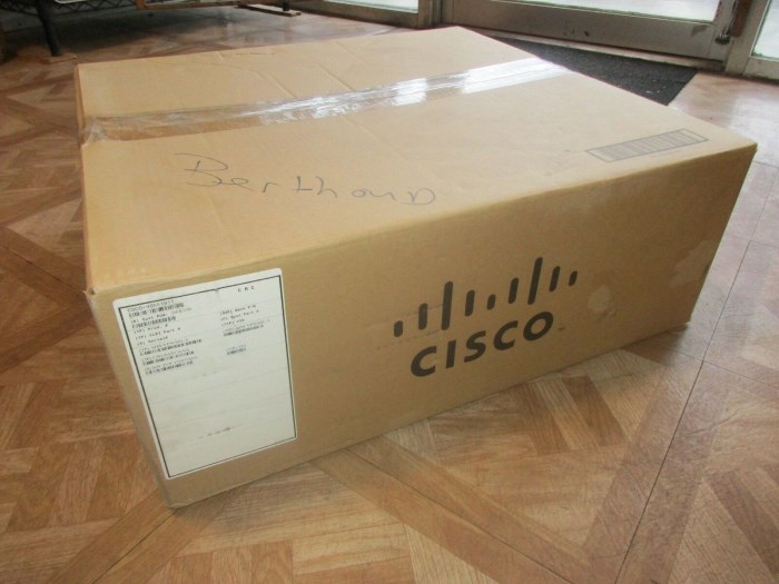 Brand New Cisco Systems 3800 Series Router CISCO 3825 for sale