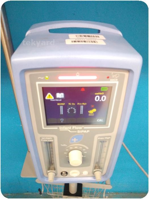 Carefusion/ Viasys 675-CFG-005 Infant Flow Sipap Ventilator for sale