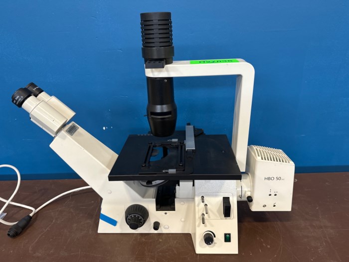 Carl Zeiss Axiovert 40 CFL Microscope for sale