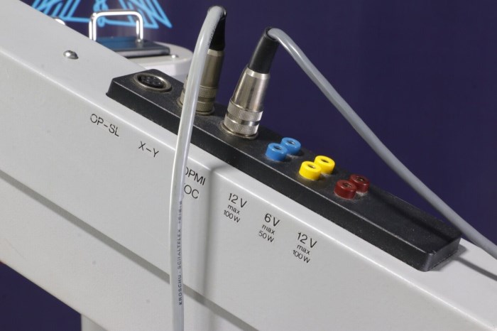 CARL ZEISS OMPI-MD UNIVERSAL S3B SURGICAL MICROSCOPE for sale