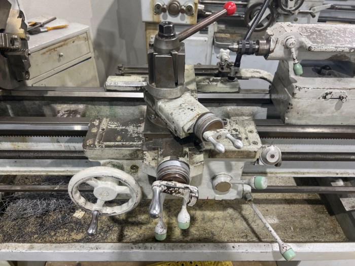 Cincinnati 15 X 42 Model: LR Industrial Lathe for sale