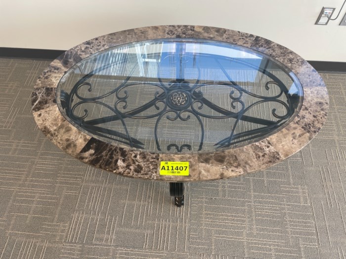 Coffee Table with Removable Glass Top (B1.2.100.18) for sale