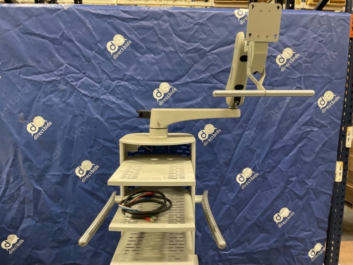 ConMed Linvatec Powered Rolling Video Cart w/ Adjustable Mounting Arm for sale