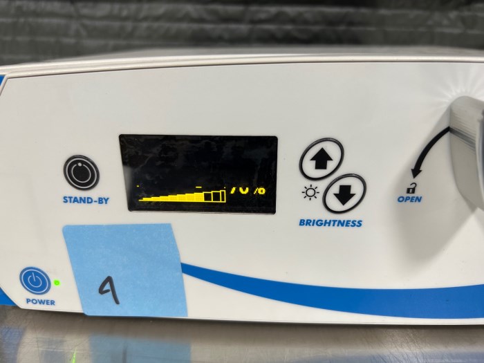 Conmed LS7700 Light Source for sale