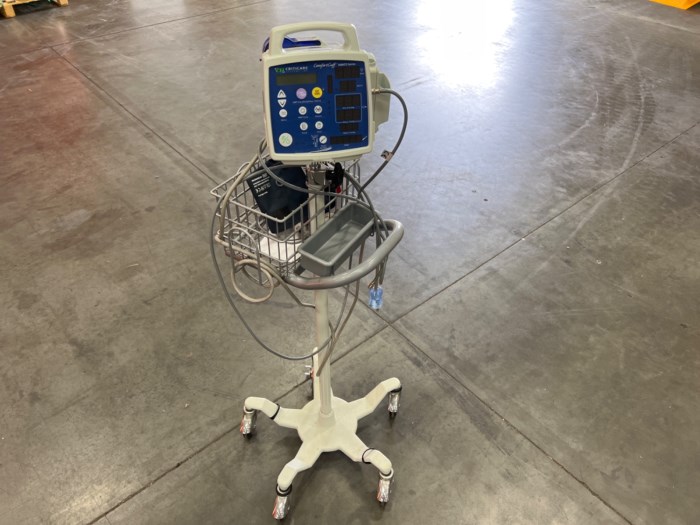 Criticare Comfort Cuff Patient Monitor Model #506N3 for sale