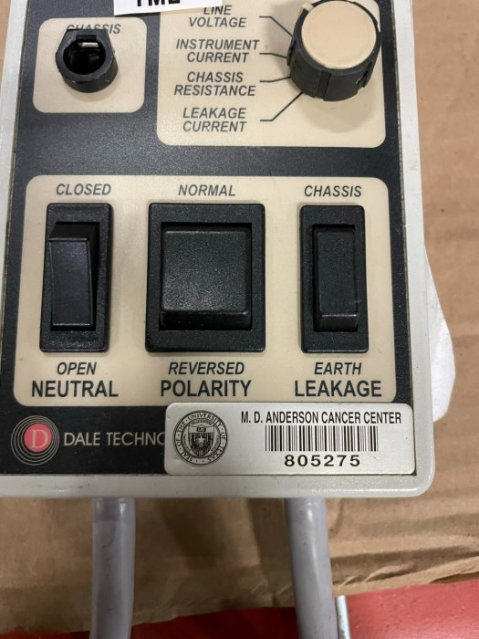 Dale Technology LT544D Plus Digital Safety Tester *Powered on at time ...