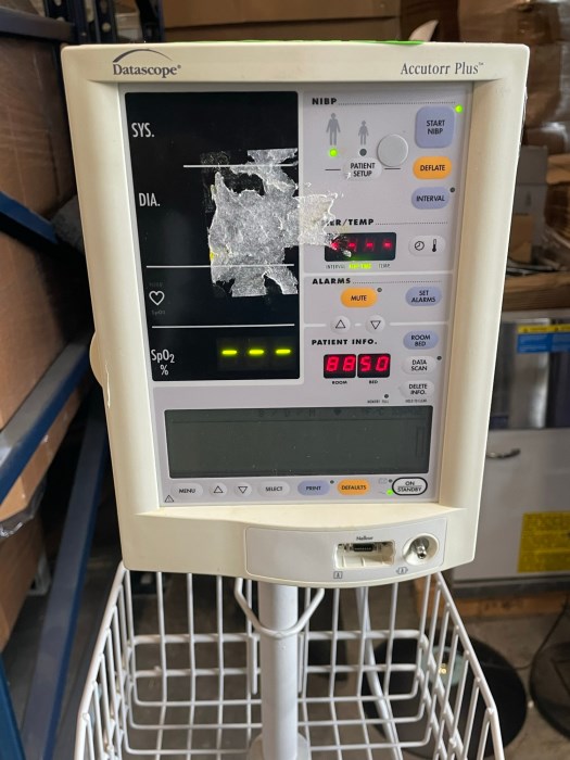 Datascope Accutorr Plus Rolling Vital Signs Monitor for sale