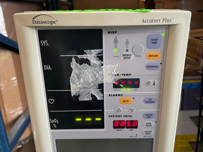 Datascope Accutorr Plus Rolling Vital Signs Monitor for sale