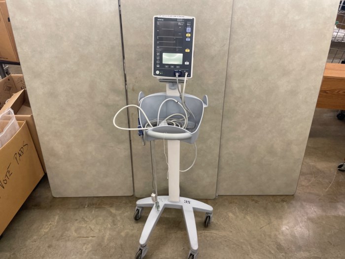 Datascope Accutorr V Vitals for sale