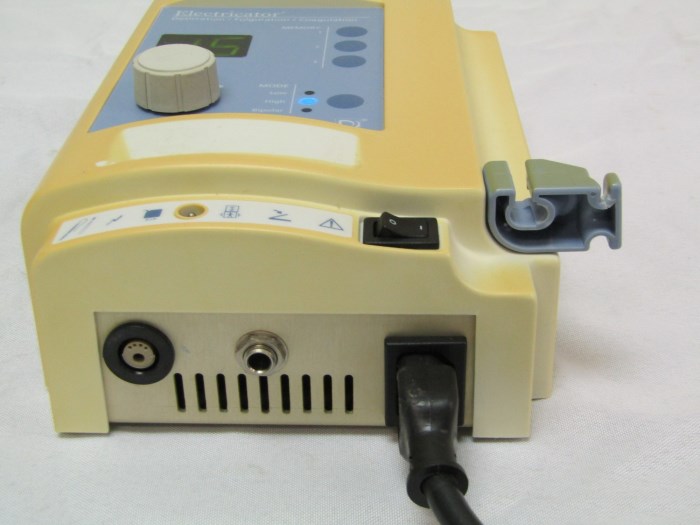 Delasco Electricator Electrosurgical Generator Model 26000 W/ 3 ...
