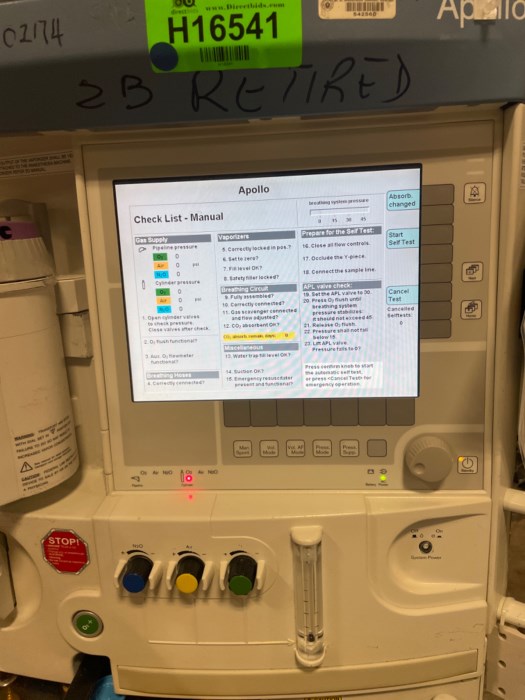 Drager Apollo Anesthesia Machine With CastrGard Accessories *Powers on ...