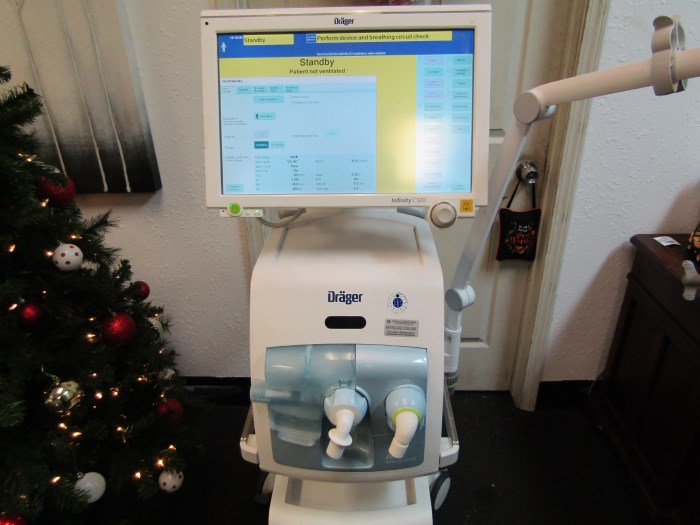 Drager Evita Infinity V500 Ventilator with monitor Infinity C500 for sale