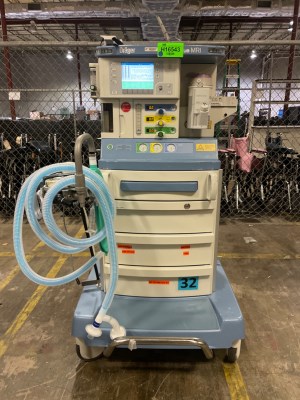 Drager Fabius MRI Anesthesia Machine *Powered on at time of auction ...
