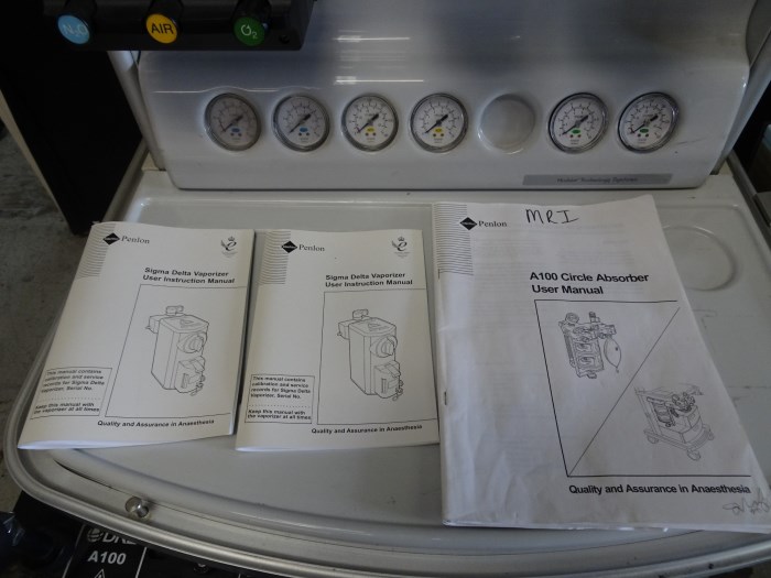 DRE Integra SP II Anesthesia Machine W/ 2 vaporizer for sale