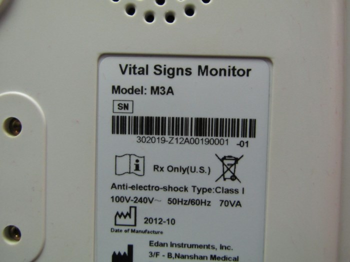 Edan M3A Vital Signs Monitors With Rolling Stand for sale
