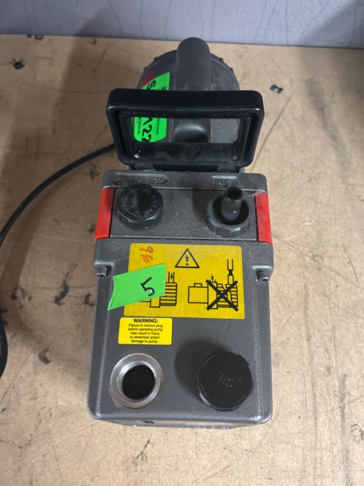 Edward’s Model: E2M2 Two Stage High Vacuum Punp for sale