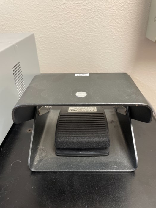 Ellex Solitaire with Ellex Foot Pedal and Frastema Electric Table for sale