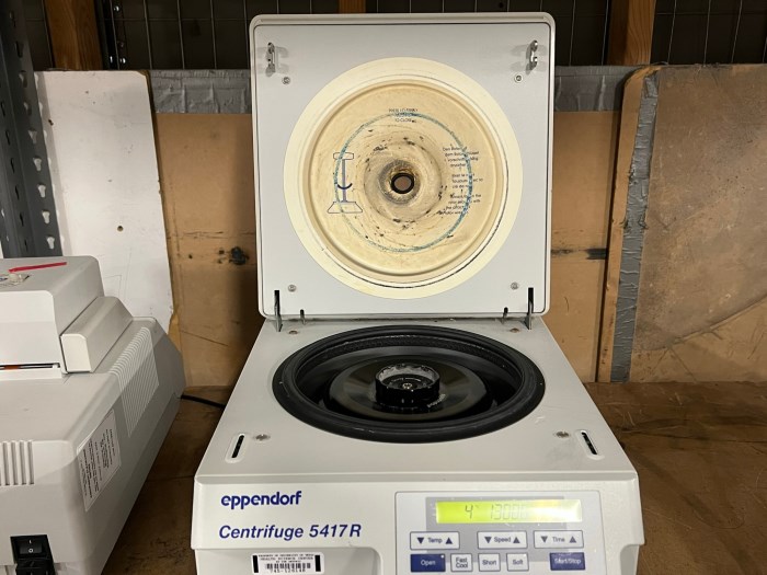 Eppendorf Laboratory Equipment (Lot of 2 Pieces) for sale