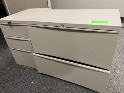 Estimated (69) Metal Teknion Pedestal Height filing cabinets, lateral ...