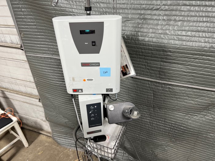 FlowCardia FG1002 Gen 200 Recanalization System w/ INJ100 Injector for sale