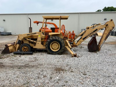 Ford 445 Tractor for sale