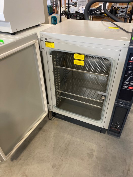 Forma Scientific Model 3193 Automatic CO2 Incubator for sale
